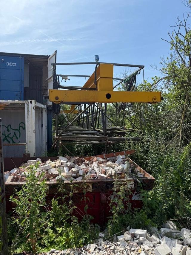 Hitachi KH 180-3, 1996, Niederlande - Mascus Niederlande